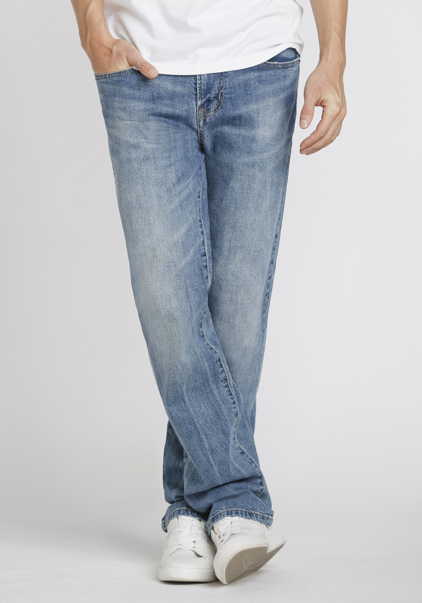 Men's Light Wash Slim Straight Jeans Warehouse One